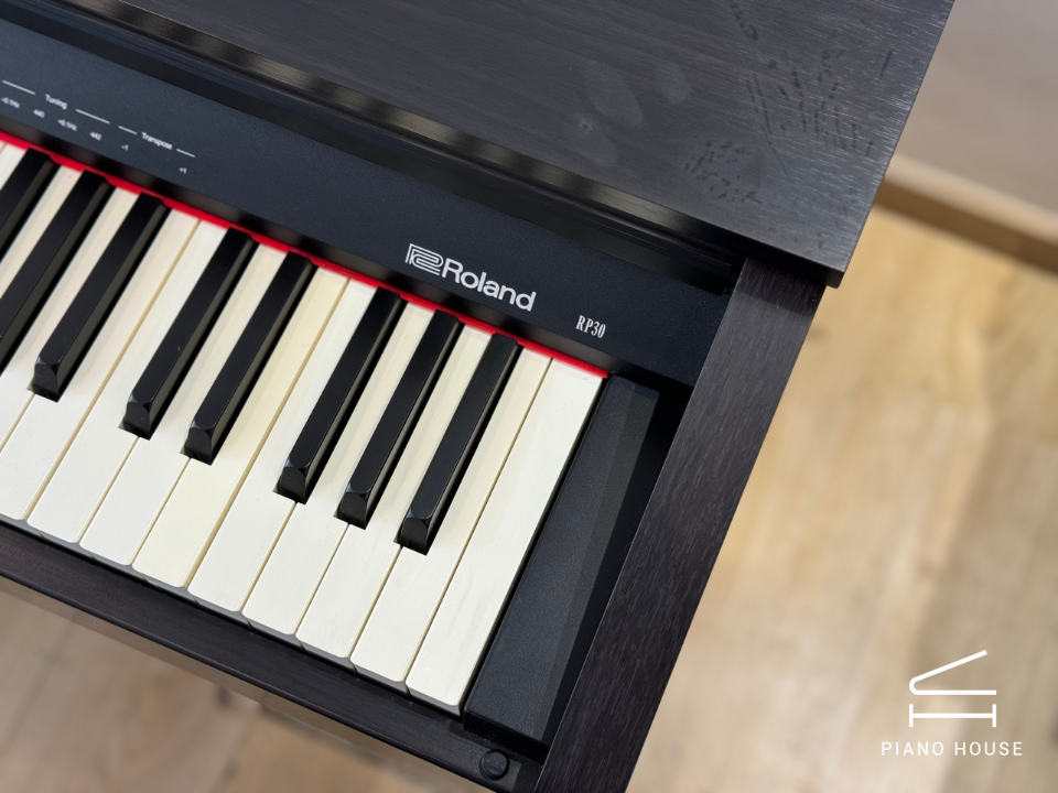 ROLAND RP-30 – PIANO HOUSE SHOP